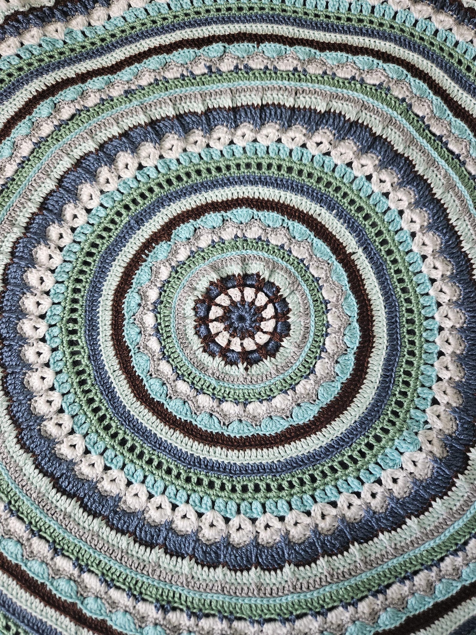 Handmade Crochet Circular Throw, Multicolor Crochet Afgahn, Super Soft ...