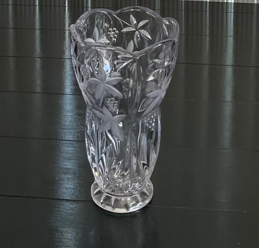 Vintage Beautiful Large Heavy Cut Crystal Vase - Etsy