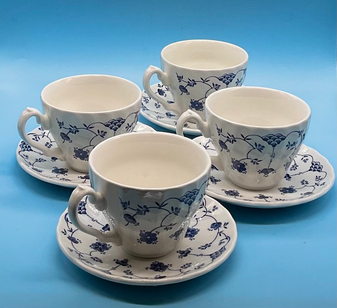 The Georgian Colection Churchill Set of 4 Teacups and Saucers - Etsy