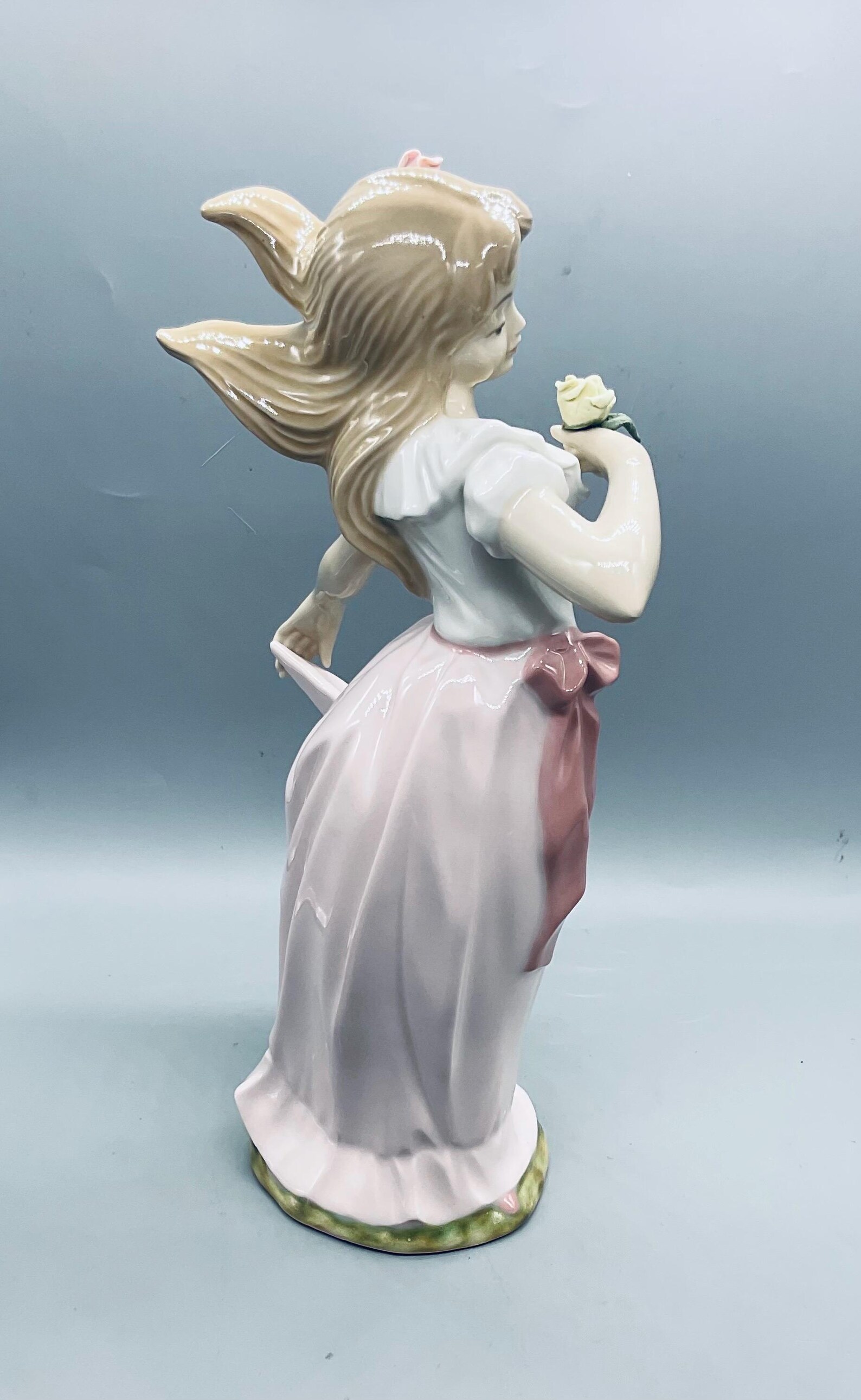 Vintage Tengra Hand Made in Spain Valencia Girl With Roses Figurine - Etsy