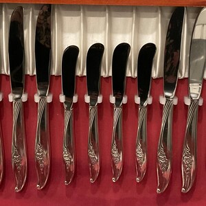 Vintage Nobility by Oneida Magic Moment Silver Plated Flatware ...