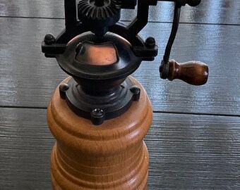 Old Pepper Grinder - Etsy