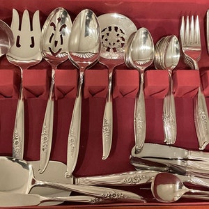 Vintage Nobility by Oneida Magic Moment Silver Plated Flatware ...