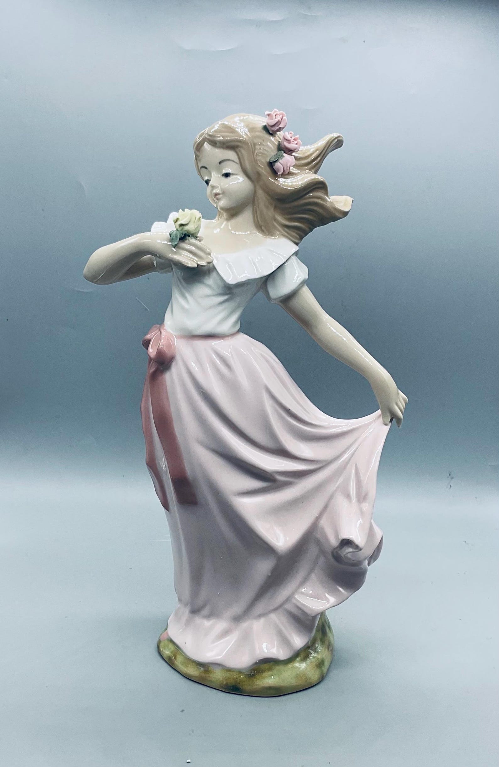 Vintage Tengra Hand Made in Spain Valencia Girl With Roses Figurine - Etsy