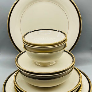 Vintage Pickard China Made in USA Hand Decorated Ivory With Gold Trim ...