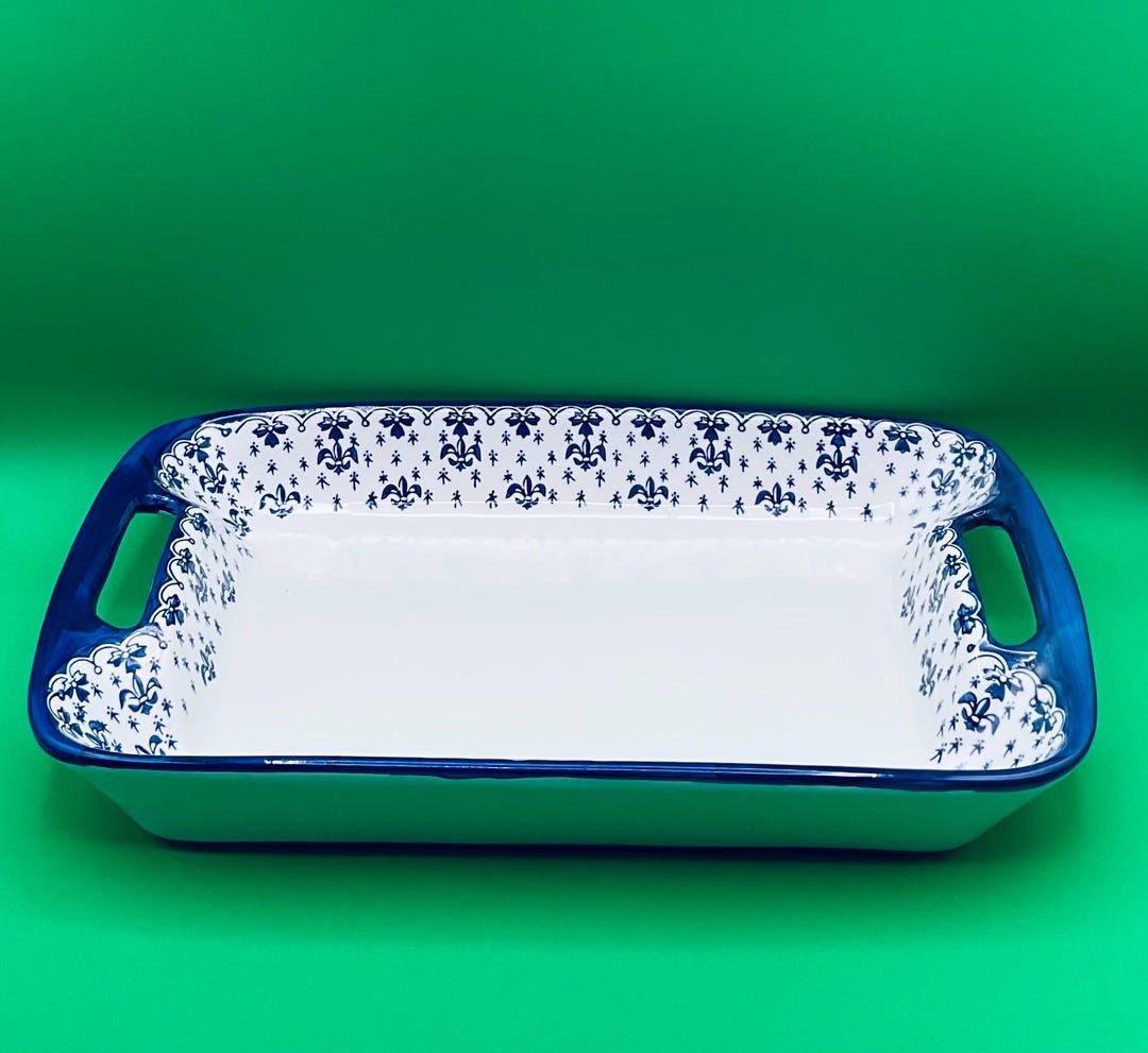 Vintage WCL Stoneware Hand Painted Flyer De Lis Blue and White ...