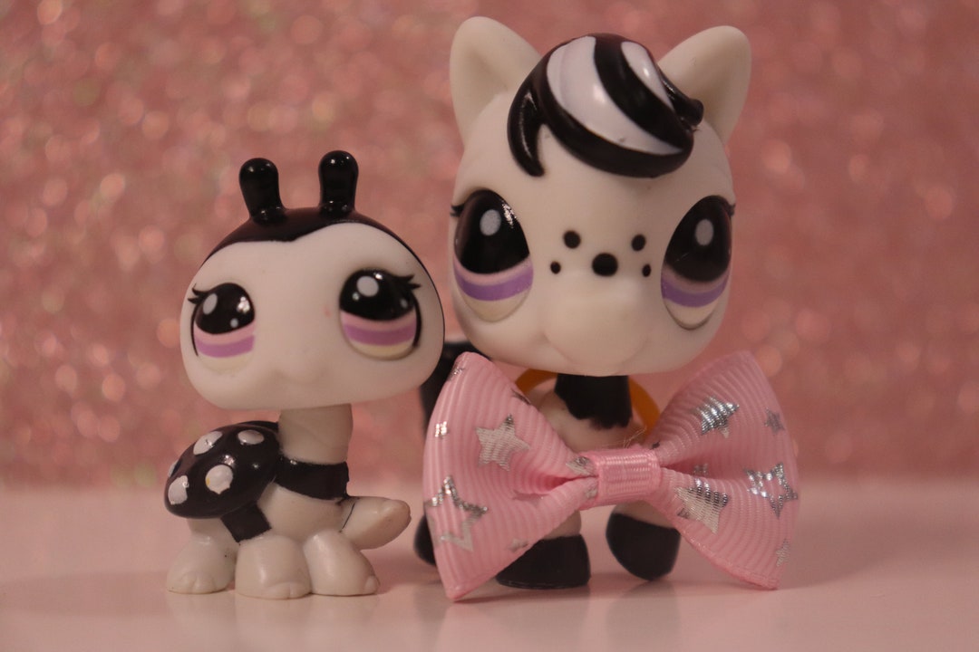 LPS 2248 & 2247 Black and White Bundle - Etsy