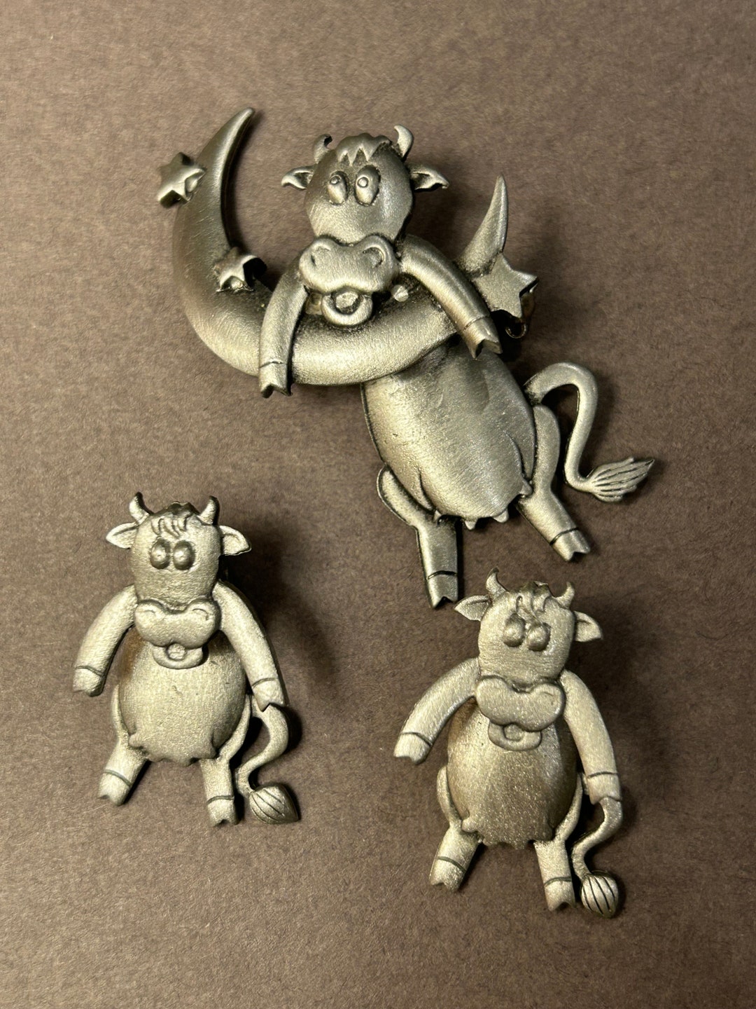 Brooch and Earrings JJ cows Vintage - Etsy