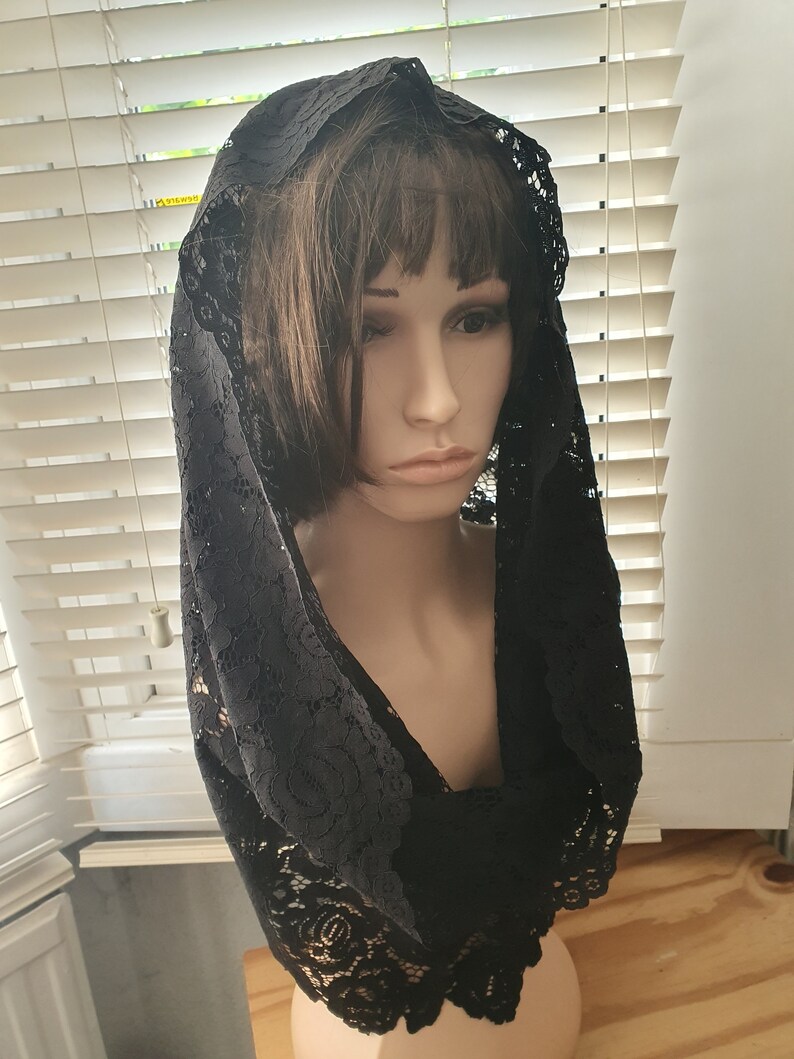 ROSE Designed Black LACE Infinity Veil Mantilla Head Cover Gothic ...