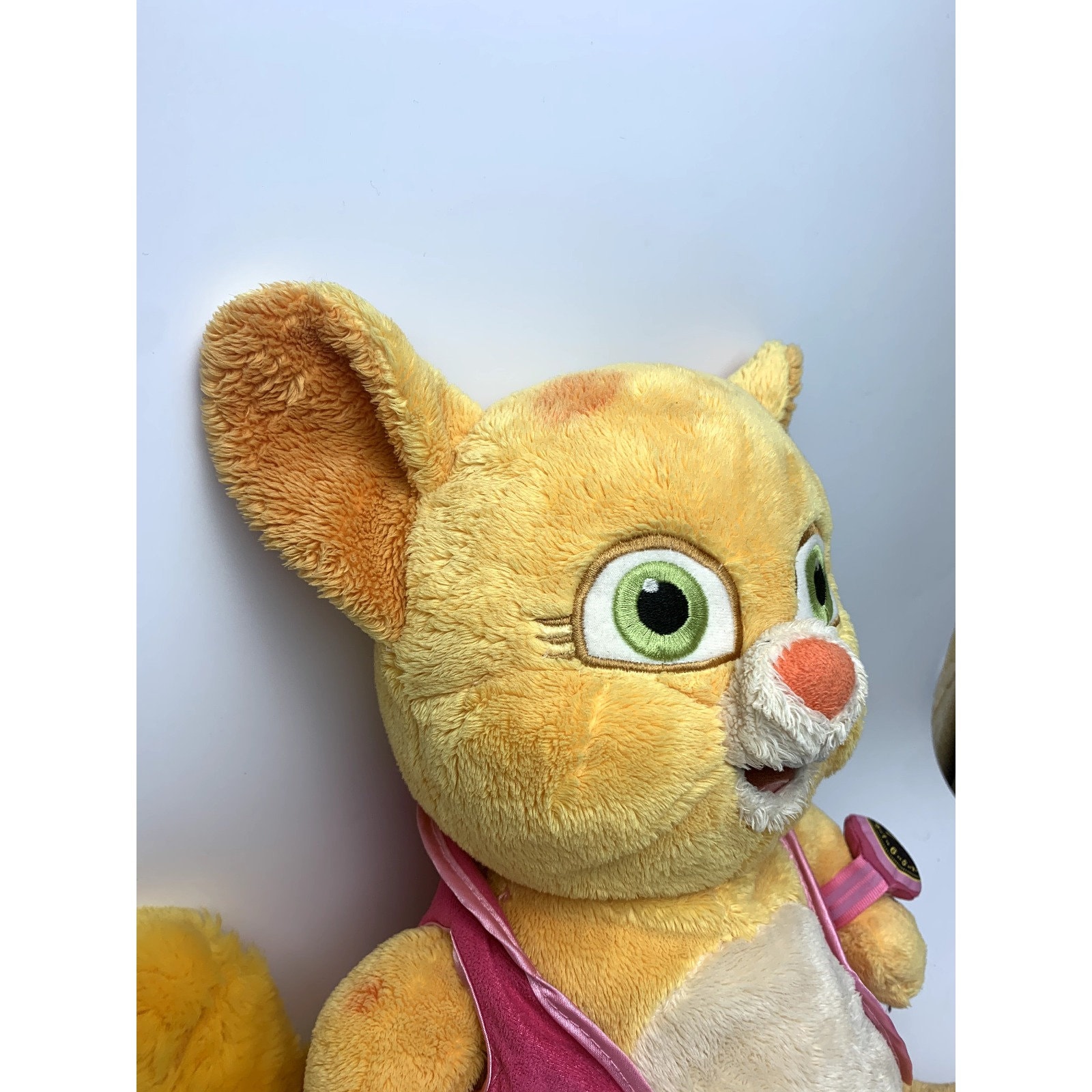 Special Agent Oso Dotty