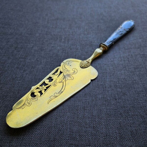 Wedding Cake Server - Etsy