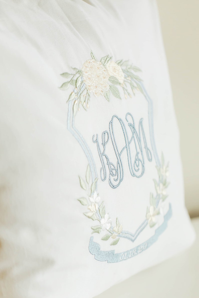 Floral Crest Machine Embroidery Hydrangea Wedding Flower - Etsy