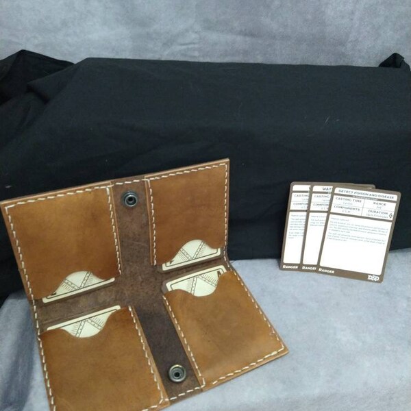 Dungeons and Dragon Wallet - Etsy