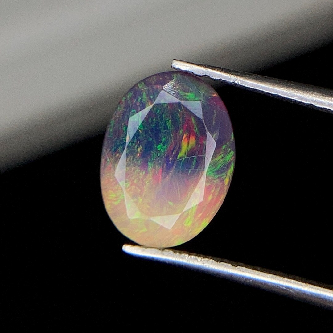 Welo Fire Opal, Multi Shade Candy Gemstone, 1.6ct (11x8x4mm) - Etsy