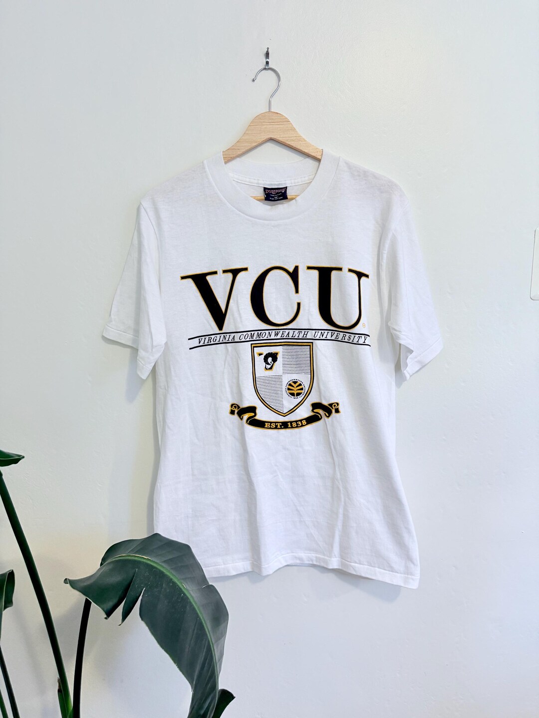 Vintage 90s VCU Crest Tee Shirt - Etsy