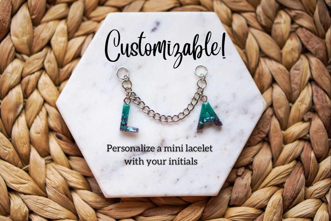 Custom Initial Mini Lacelet: Personalized Resin Shoe Chain - Etsy