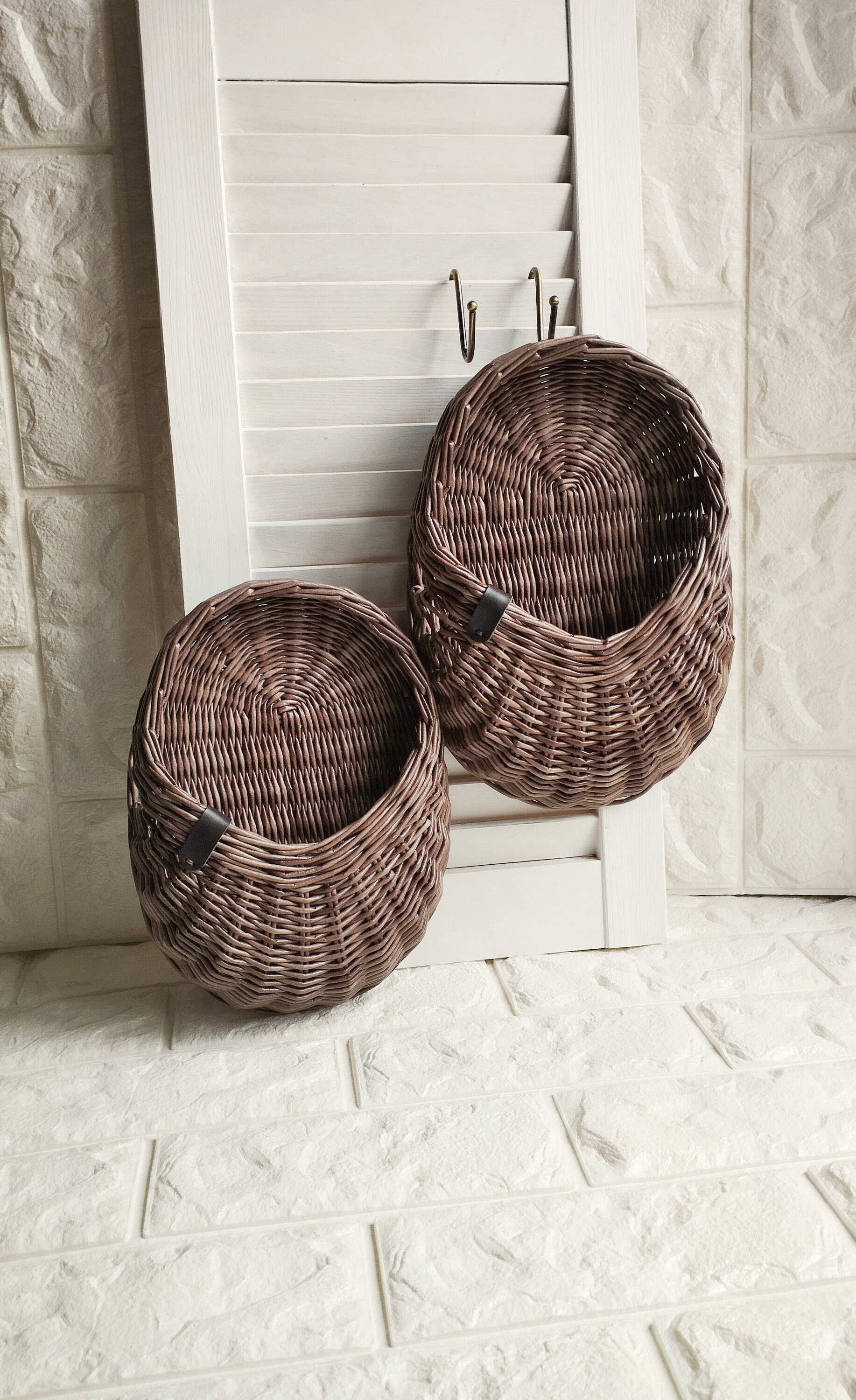 Basket on the Door. Oval Flower Basket.front Door Decoration. Straw ...