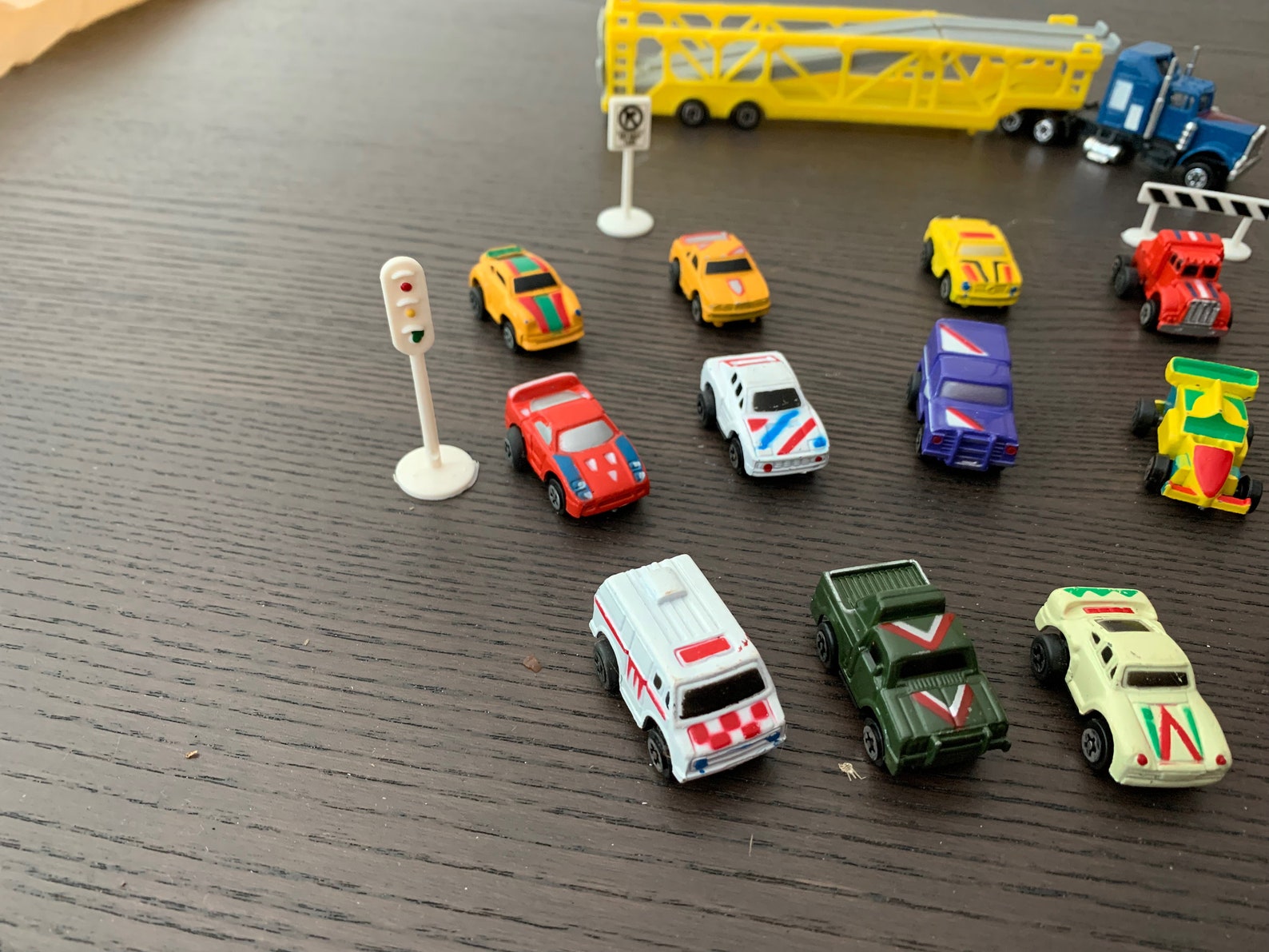 1990s VINTAGE Die Cast Toy Cars Mini Engine 21 Piece Set | Etsy