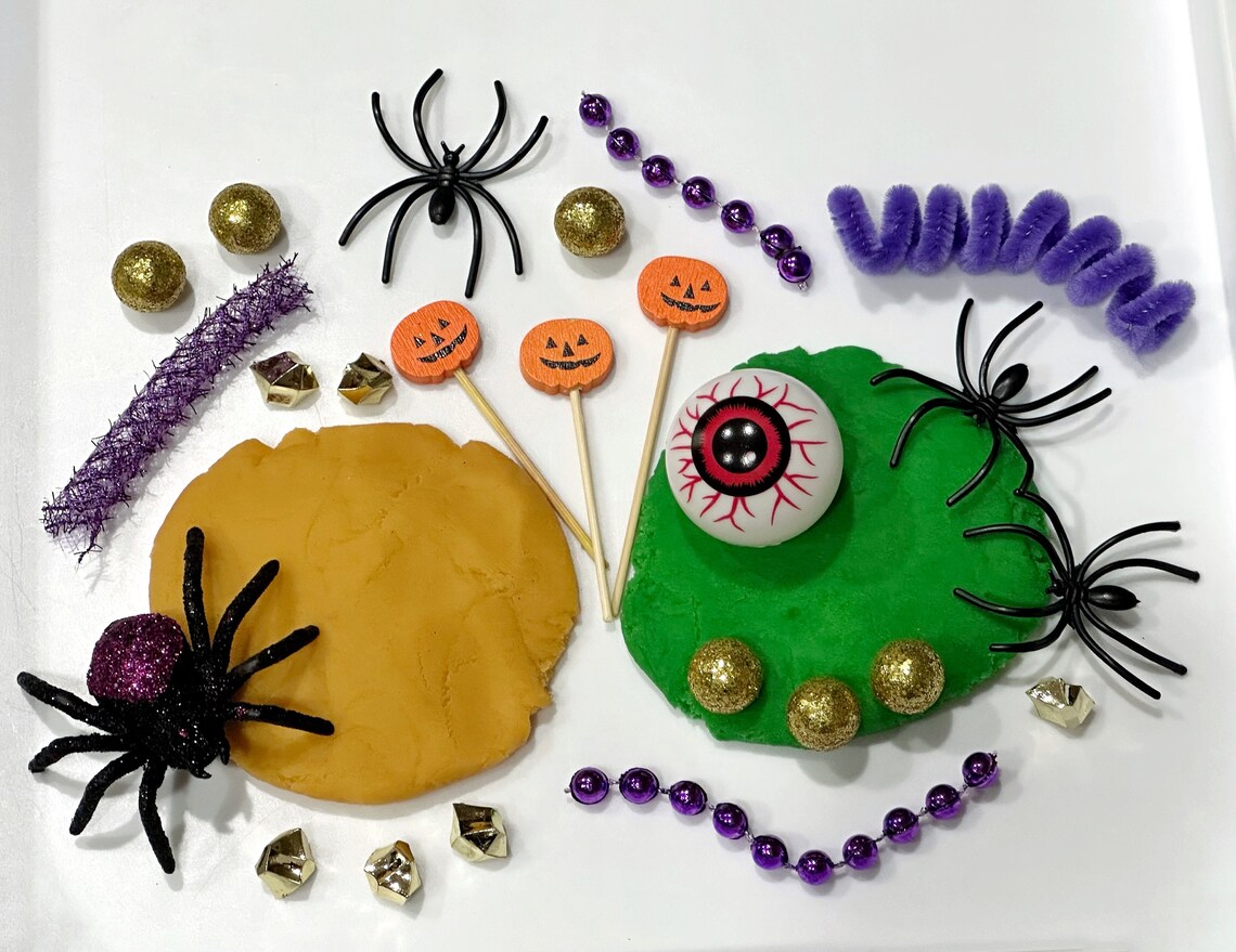 Halloween Play Dough Kit, Halloween Games, Sensory Play, Kids Gifts ...