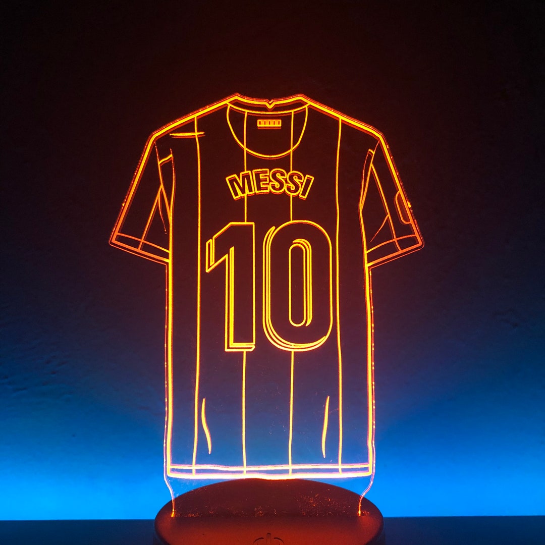 Lionel Messi - Barcelona #10 - LED Desk Lamp - 15 Color Changing Light ...