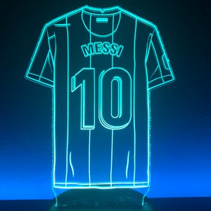 Lionel Messi - Barcelona #10 - LED Desk Lamp - 15 Color Changing Light ...