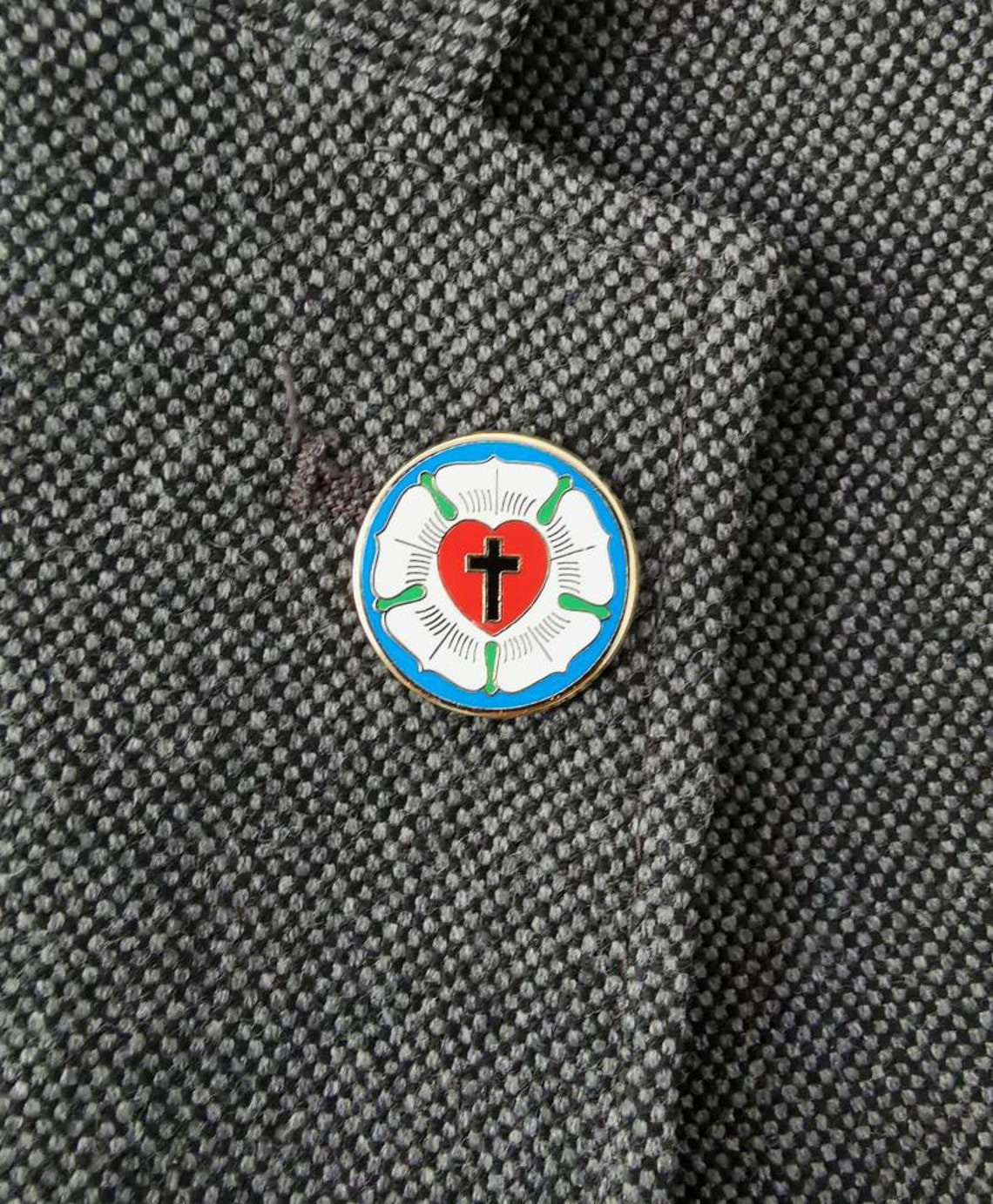 Protestant Reformation Luther Rose Pin, Confirmation Gift - Etsy