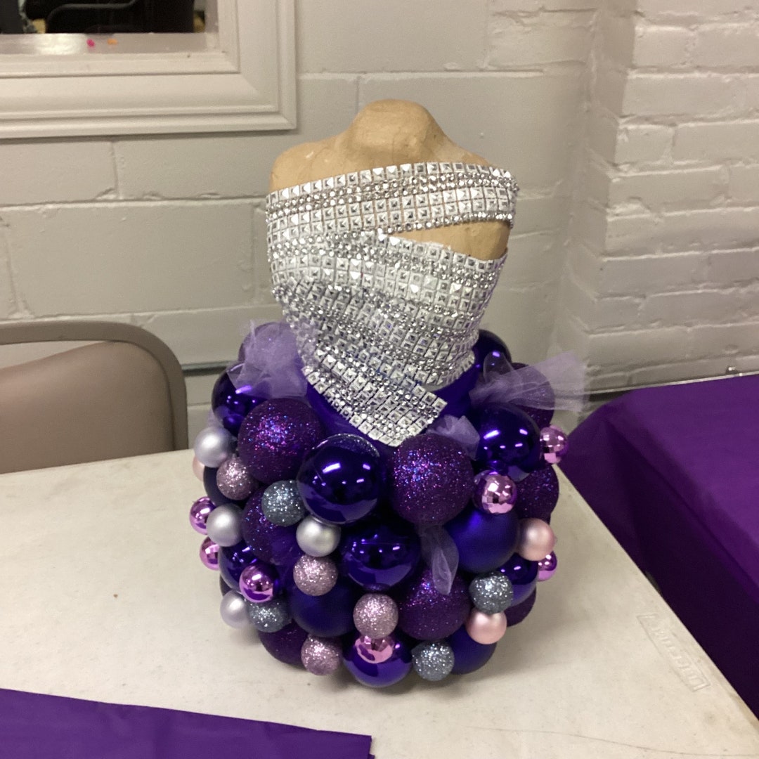 Audrey Jones Diva Tree - Etsy