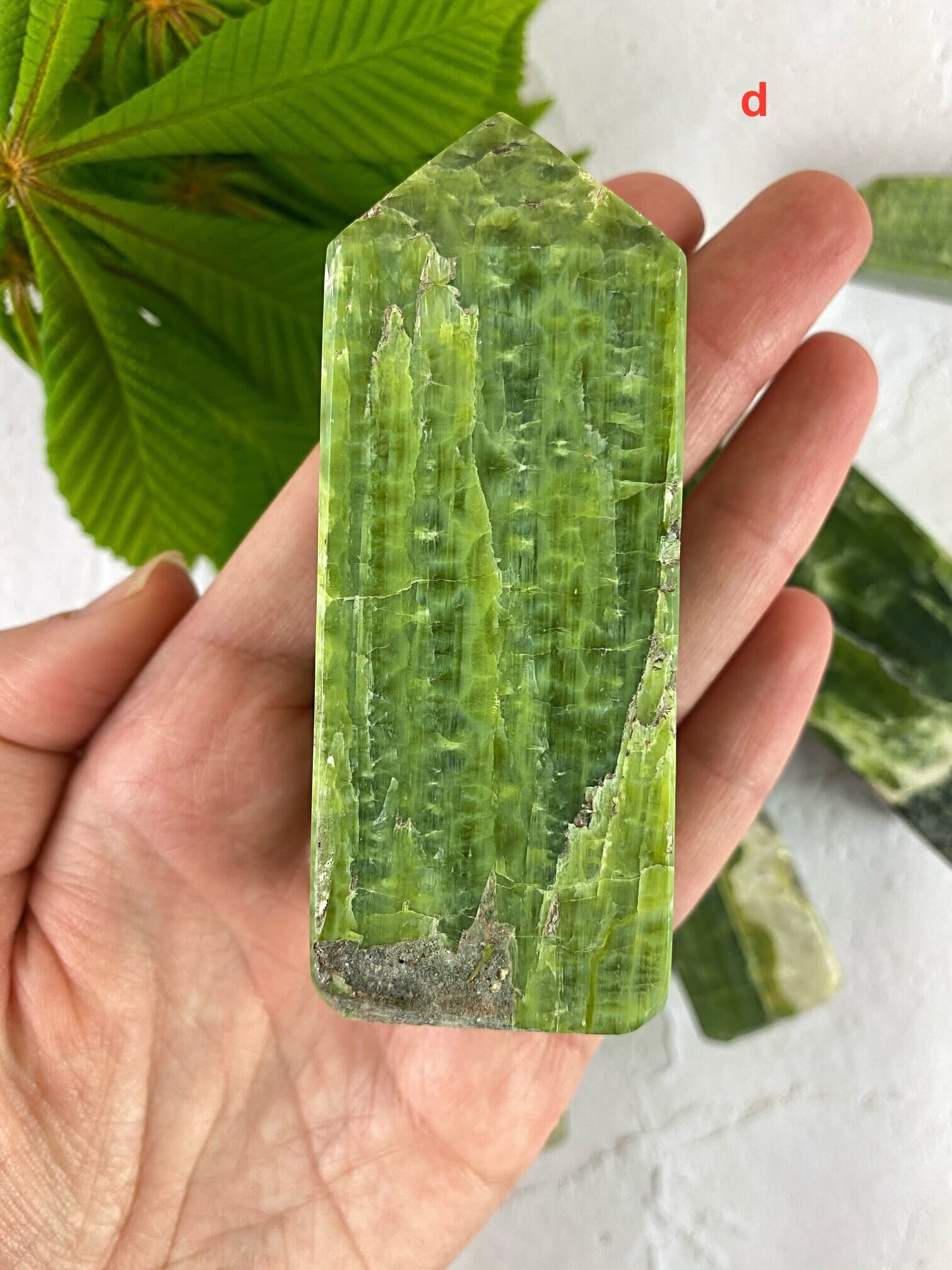 Tremolite Crystal/tremolite Tower/green Tremolite High Grade | Etsy