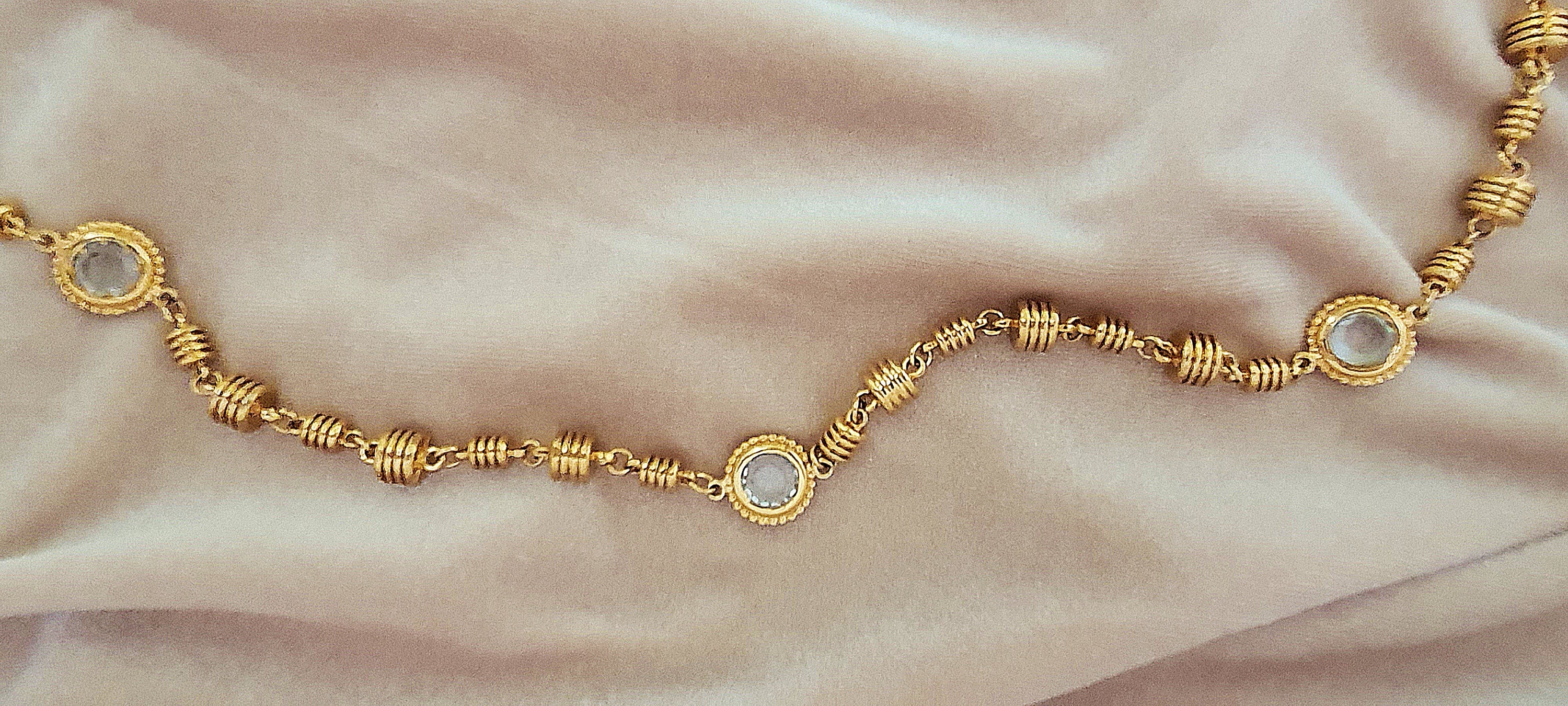 Beautiful Vintage c1995 St John Gold Tone Necklace With Clear Swarovski ...