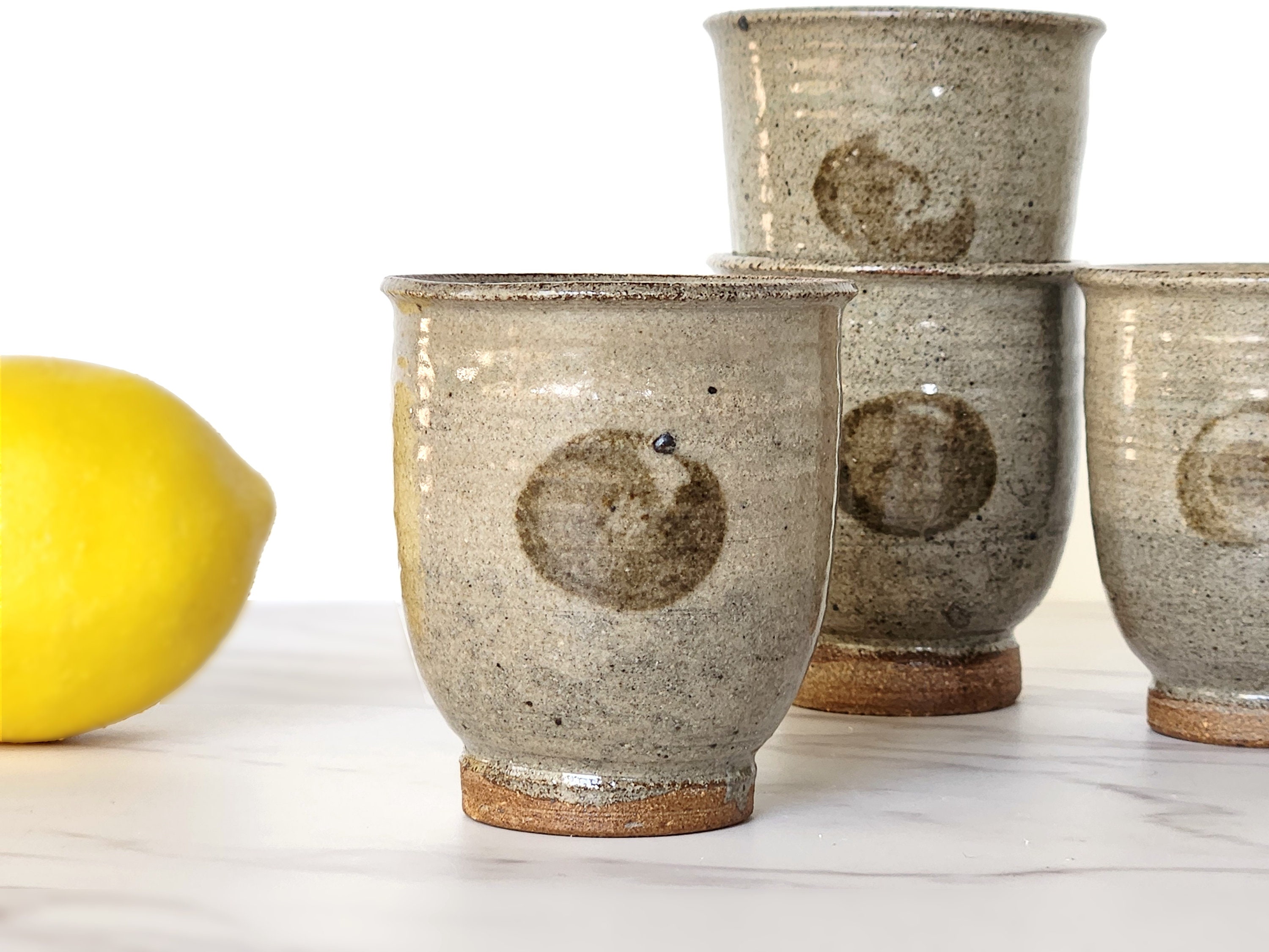 Japanese Earthenware ⩥ The Guide To Fascinating Japanese Pottery