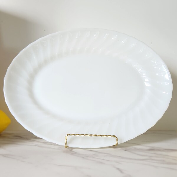 Milk Glass Platter - Etsy
