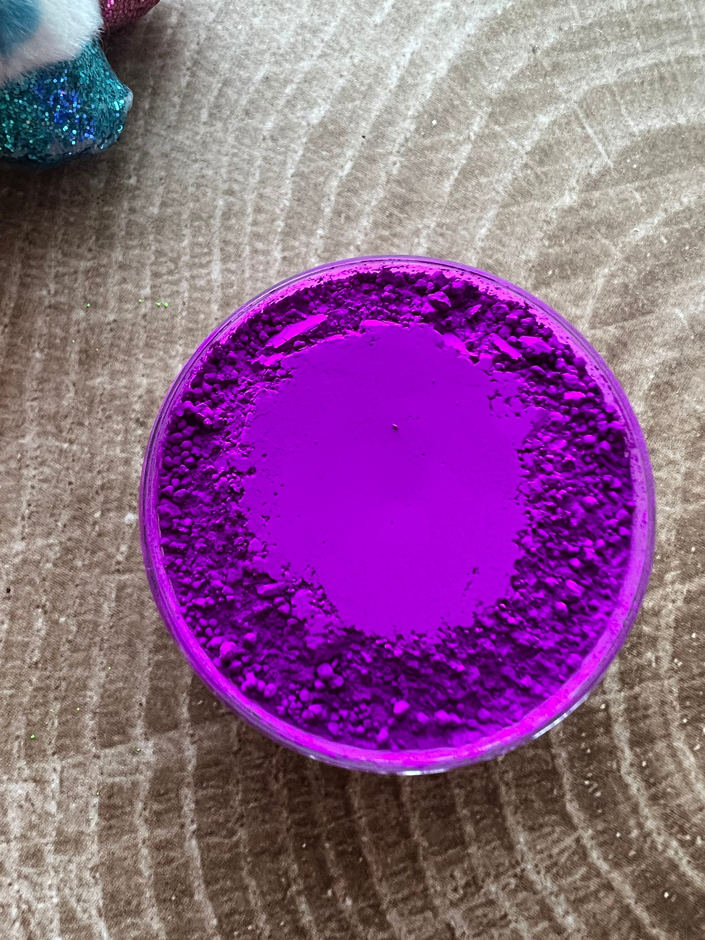 Neon Bright Purple>>fluorescent Bright Purple Mica Pigment Powder, Neon ...