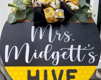 Bee Door Hanger | Etsy