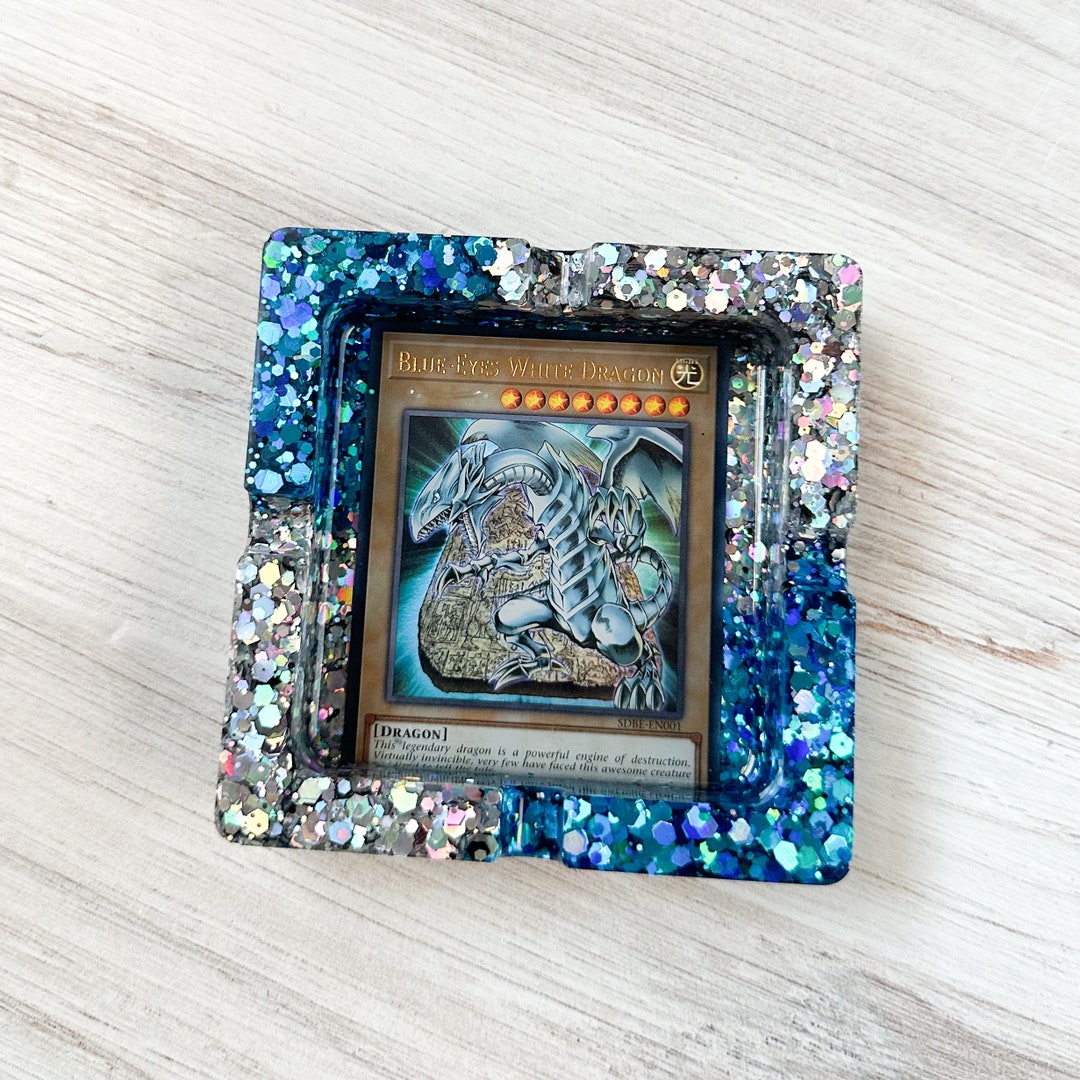 Blue Eyes White Dragon Ashtray - Yu-gi-oh - 420 Accessories - 90s Kid ...