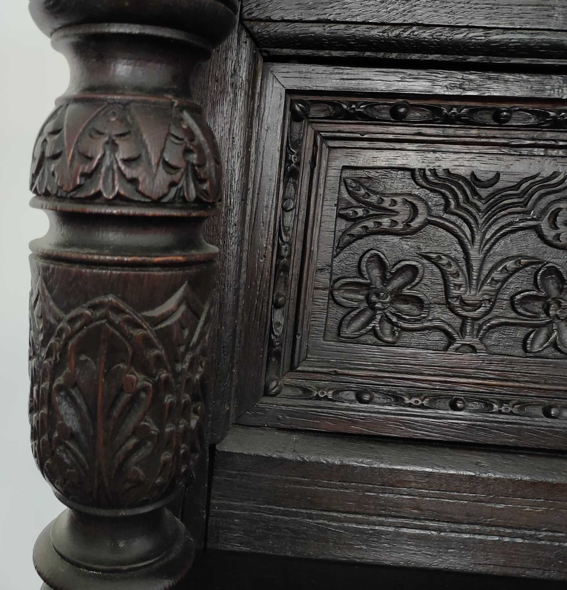 GENUINE ANTIQUE 17th CENTURY and Earlier Jacobean / Elizabethan Oak ...