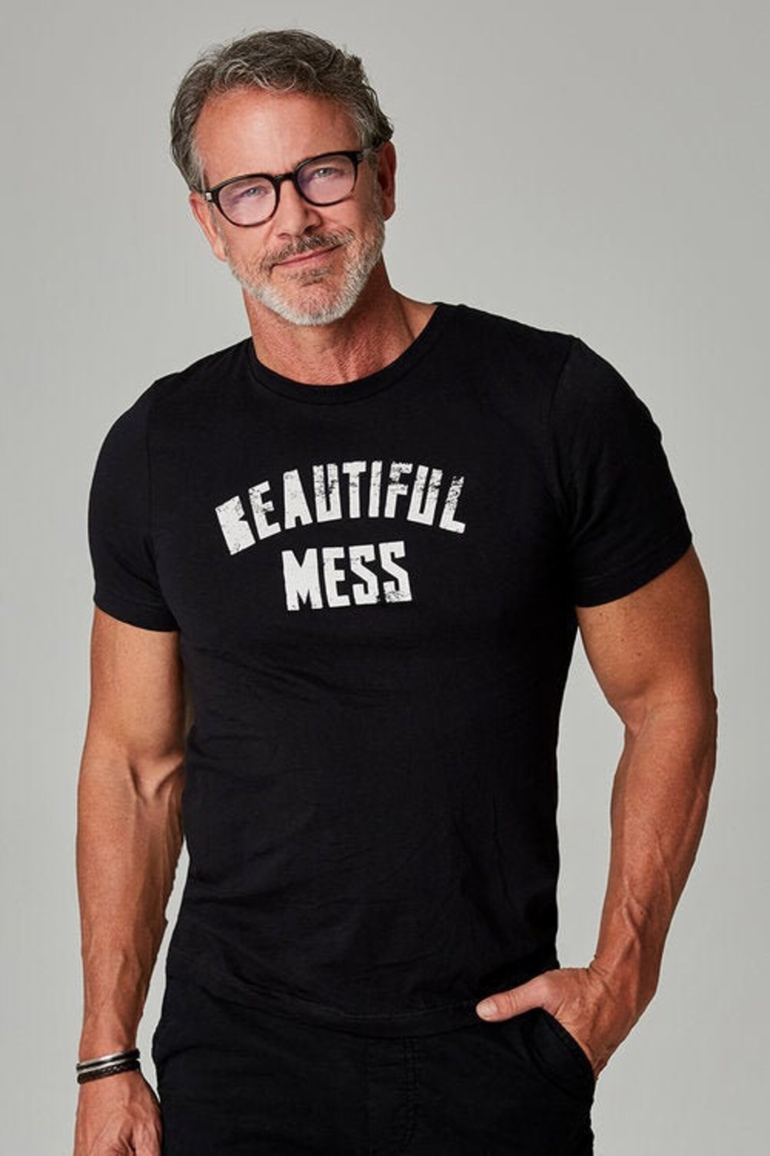 Black Beautiful Mess T-shirt - Etsy