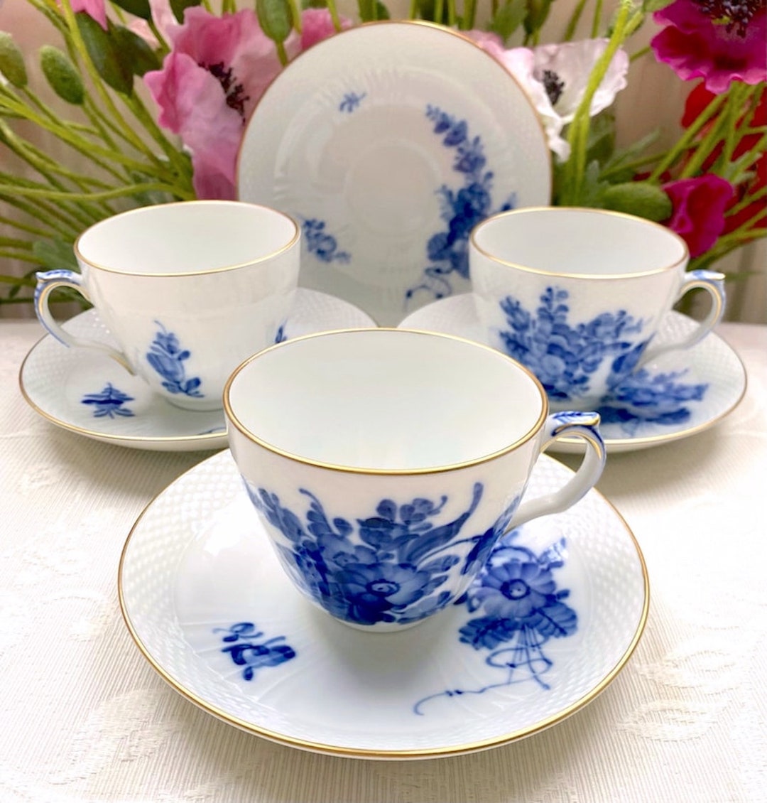 First Class Gold Trim No. 1870 Royal Copenhagen Cup and Saucer Set ...