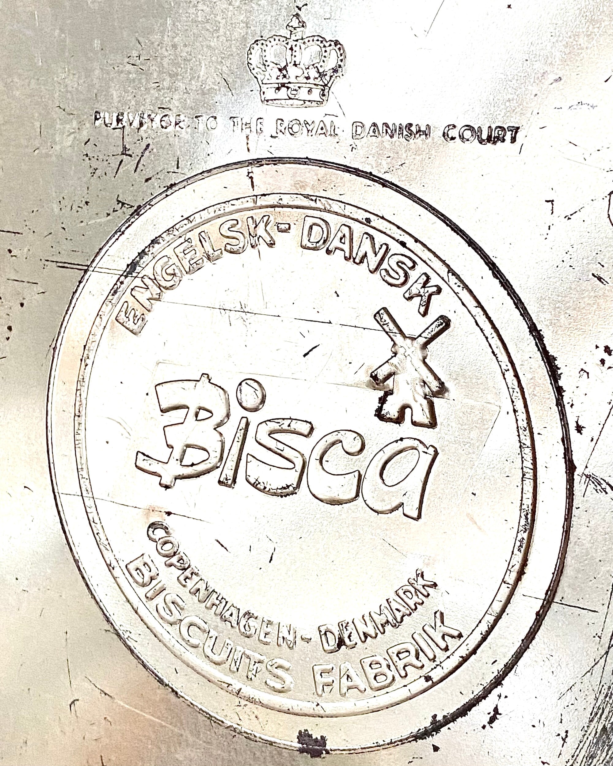 Square Crown Bisca Biscuit Tin With Romantic Natural Scenery - Etsy