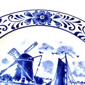 Blue Delfts Antique Small Round Plate With Dutch Motive. Made in the ...