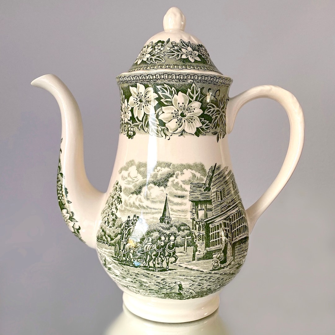 Coaching Caverns Royal Tudor Ware Staffordshire. Green and off White ...