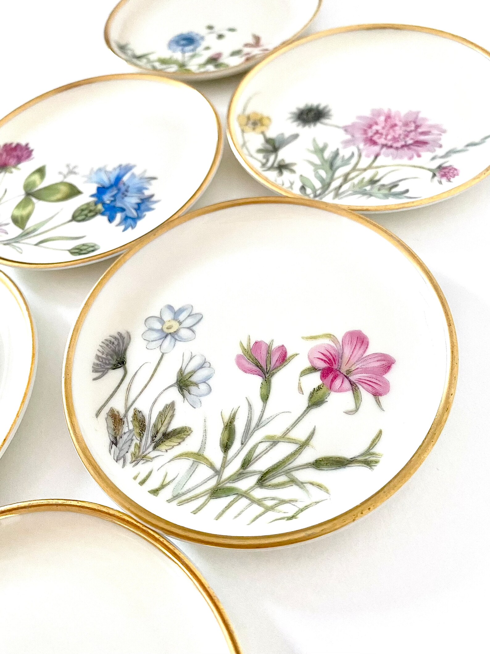 Petite Round Tray Plate With Beautiful Assorted Wild Flower - Etsy