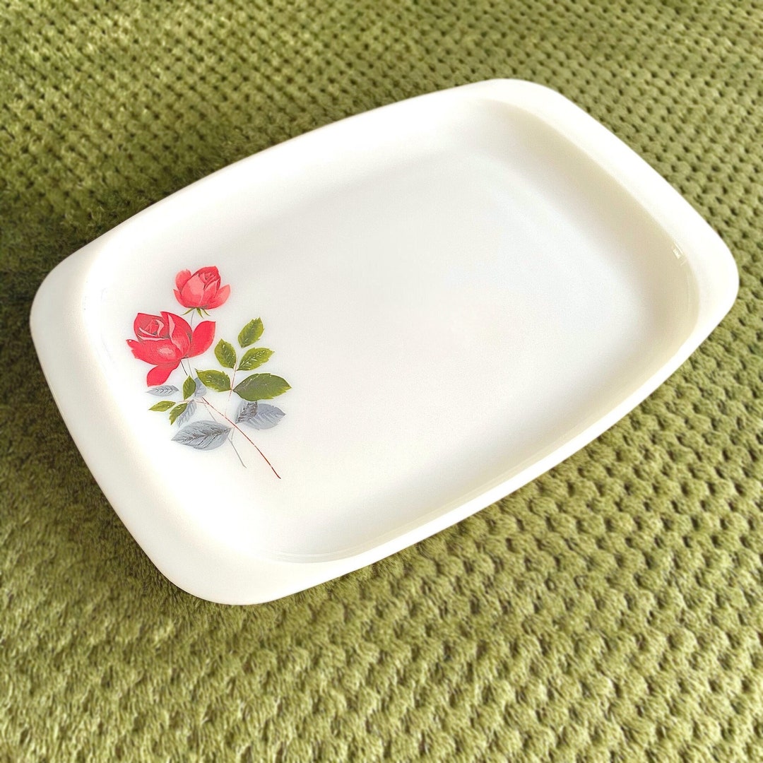 Pyrex Rectangular Serving Tray Plate With Red Rose Motive. Vintage JAJ ...