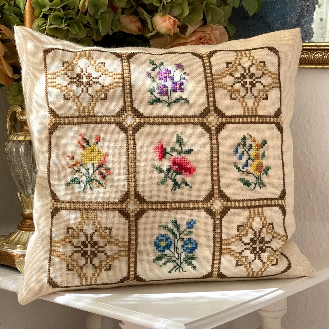 Art Nouveau Nordic Botanical Wildflower Motive. Handmade Needlepoint ...