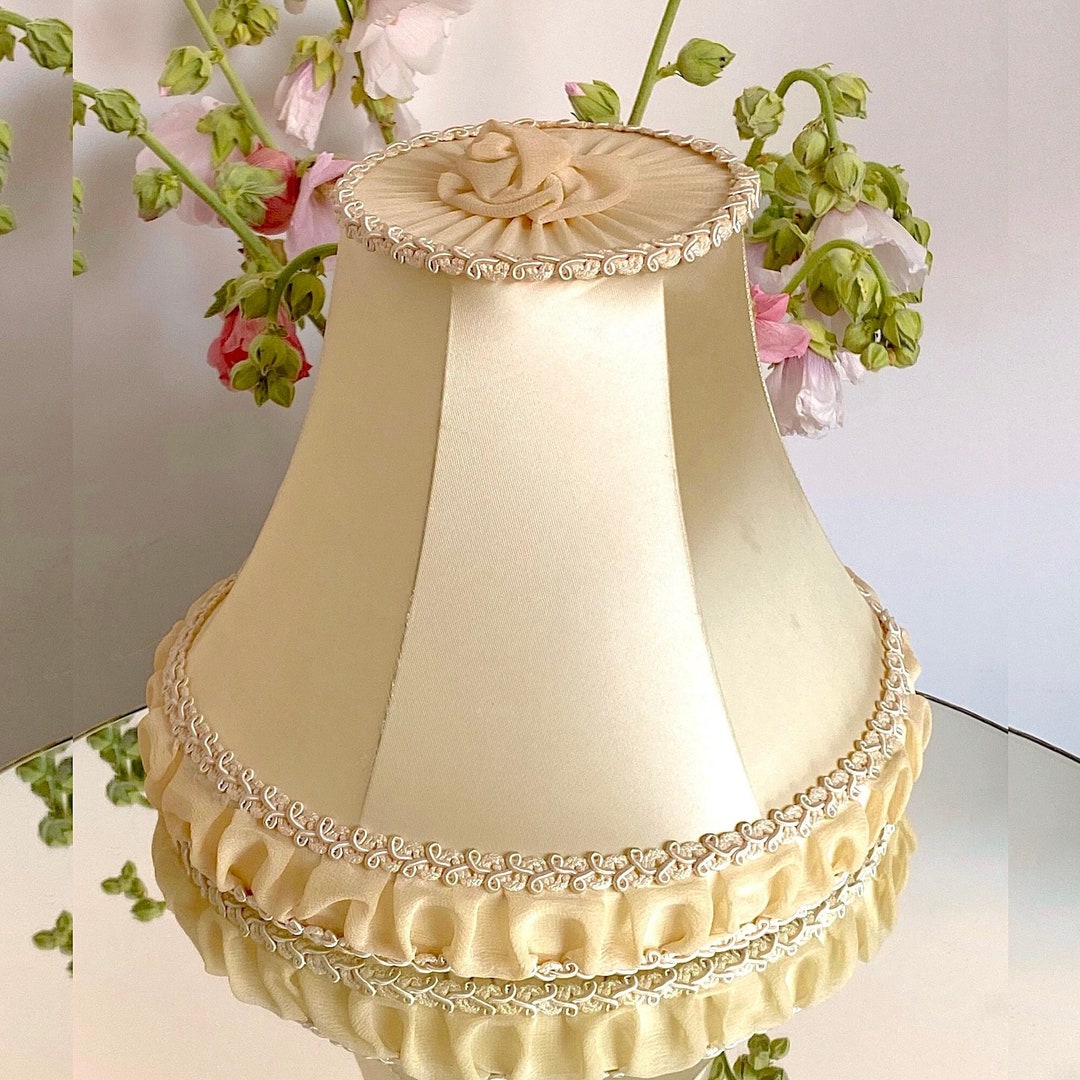 Elegant Creamy Champagne Beige Satin Lidded Lamp Shade. French Boudoir ...