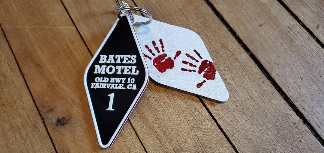 Psycho Bates Motel Bloody Hands Keychain - Etsy