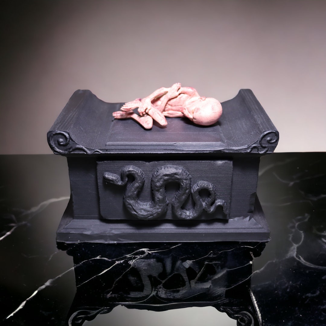 Voldemort's Soul Atop Serpent Alter - Etsy