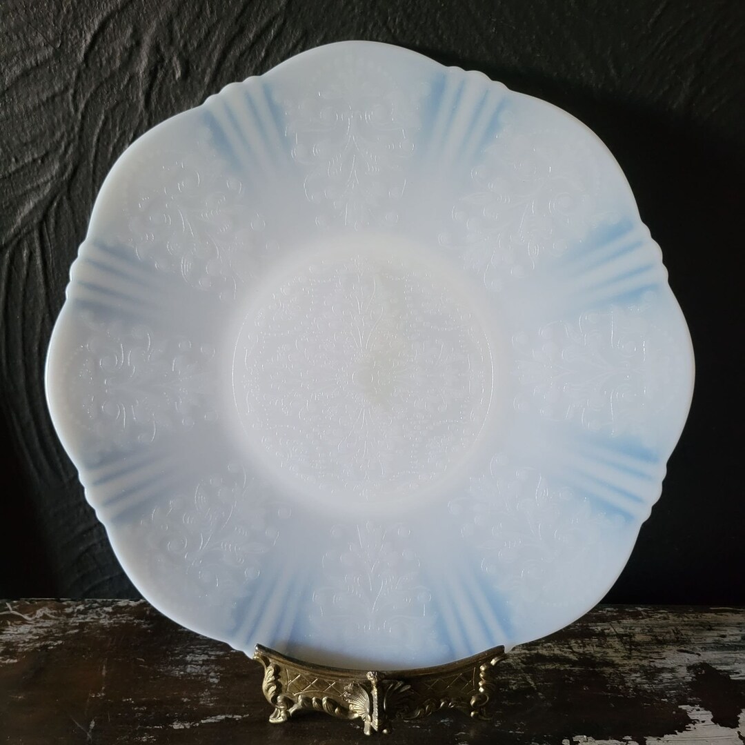 Vintage Macbeth-evans Sweetheart Monax Opalescent Milk Glass Plate C ...