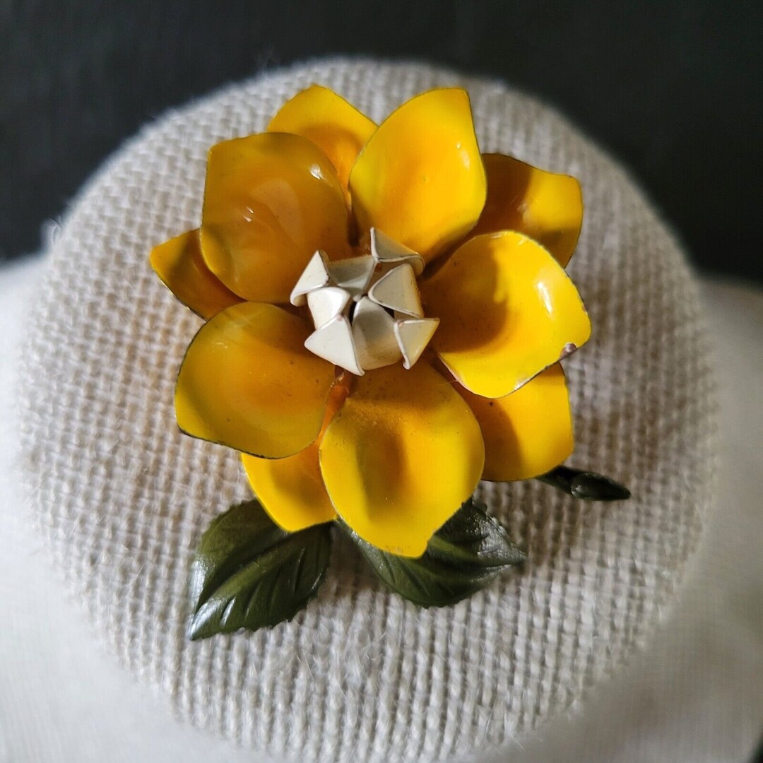Vintage Yellow Enamel Flower Brooch Pin Yellow Rose Brooch - Etsy
