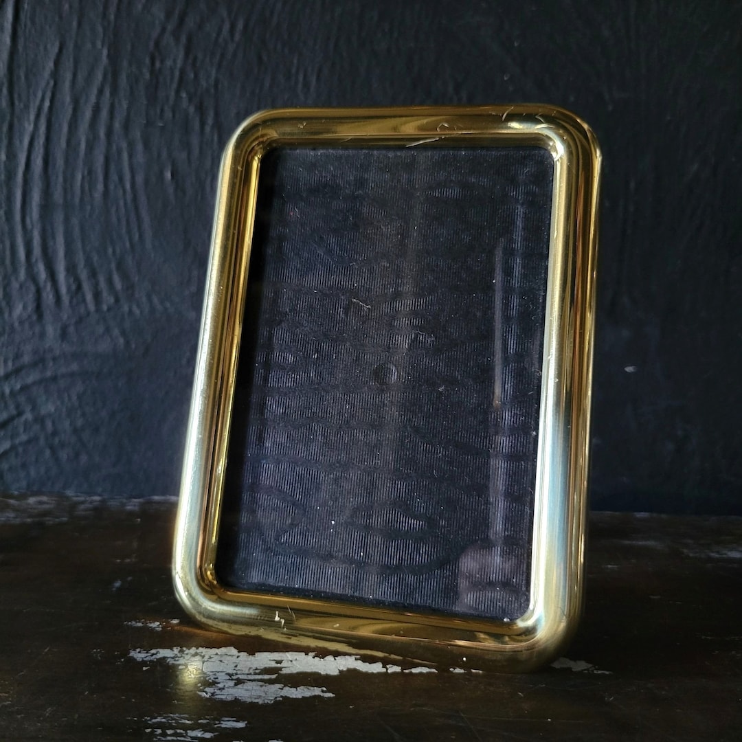 Small Vtg Solid Brass Picture Frame, Rounded Edge Brass Photo Frame, 3. ...