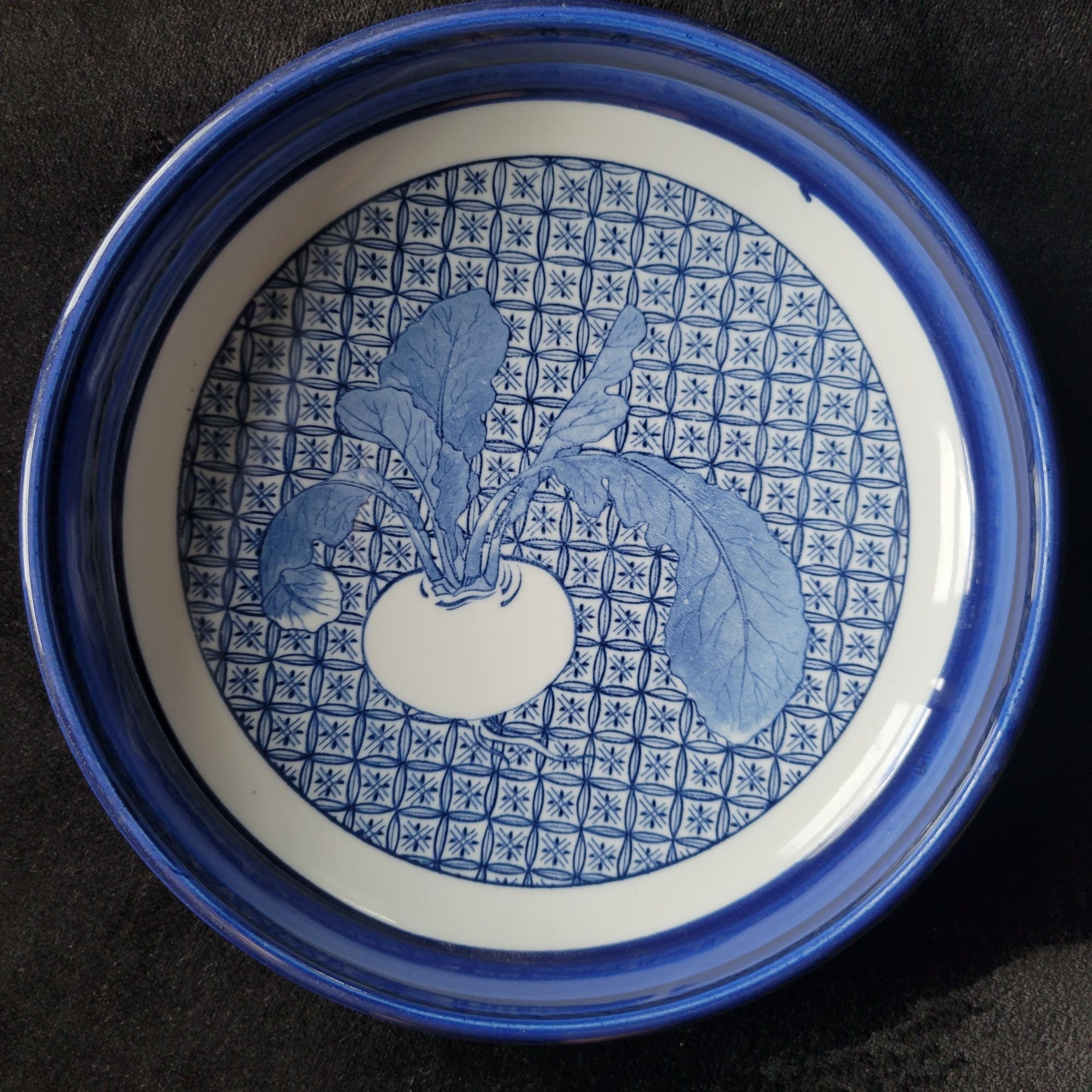 Large Japanese Nabeshima Porcelain Serving Bowl Radish Design - Etsy